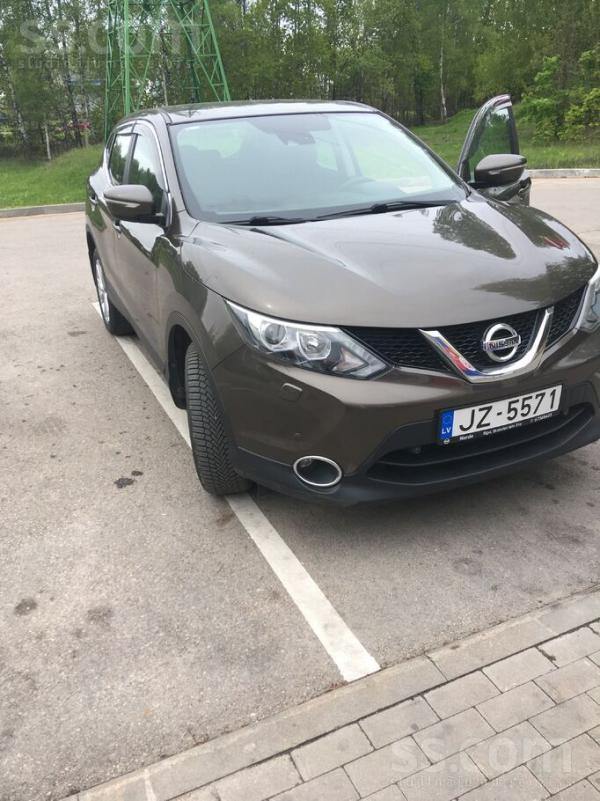 Brown Nissan Qashqai 2015 in Riga, with an engine capacity of 1.60 L and mileage of 95 thousand km for 11290 €, photo 1 on AUTOMOTO.COM.LV