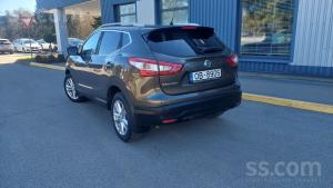 Brown Nissan Qashqai 2015 in Riga, with an engine capacity of 1.20 L and mileage of 90 thousand km for 9950 €, photo 22 on AUTOMOTO.COM.LV