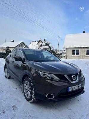 Brown Nissan Qashqai 2015 in Klaipeda, with an engine capacity of 1.20 L and mileage of 118 thousand km for 8500 €, photo 2 on AUTOMOTO.COM.LV