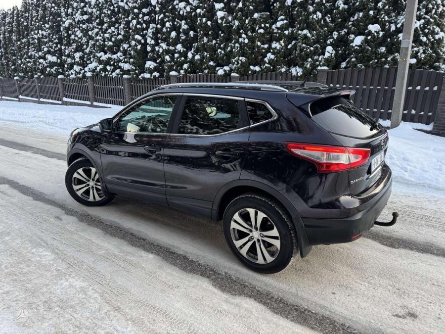 Brūns Nissan Qashqai 2015 Viļņa, ar dzinēja tilpumu 1.60 L un nobraukumu 250 tūkst. km par 7850 €, foto 13 vietnē AUTOMOTO.COM.LV