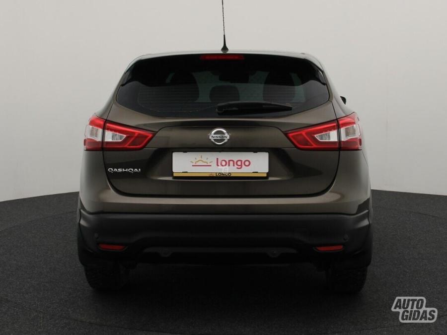 Brown Nissan Qashqai 2015 in Vilnius, with an engine capacity of 1.20 L and mileage of 134 thousand km for 9599 €, photo 5 on AUTOMOTO.COM.LV