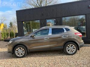 Brown Nissan Qashqai 2015 in Riga, with an engine capacity of 1.50 L and mileage of 180 thousand km for 6700 €, photo 9 on AUTOMOTO.COM.LV