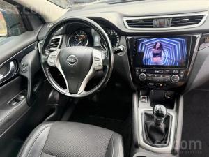 Brown Nissan Qashqai 2015 in Riga, with an engine capacity of 1.50 L and mileage of 180 thousand km for 6700 €, photo 16 on AUTOMOTO.COM.LV