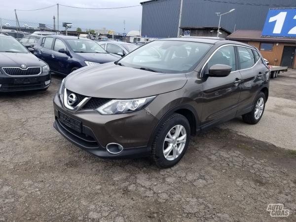 Brown Nissan Qashqai 2015 in Kaunas, with an engine capacity of 1.20 L and mileage of 209 thousand km for 6999 €, photo 2 on AUTOMOTO.COM.LV