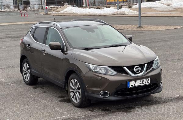 Brūns Nissan Qashqai 2015 Rīga, ar dzinēja tilpumu 1.60 L un nobraukumu 184 tūkst. km par 8870 €, foto 1 vietnē AUTOMOTO.COM.LV