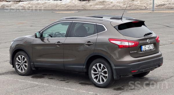 Brūns Nissan Qashqai 2015 Rīga, ar dzinēja tilpumu 1.60 L un nobraukumu 184 tūkst. km par 8870 €, foto 8 vietnē AUTOMOTO.COM.LV