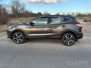 Brown Nissan Qashqai 2015 in Riga, with an engine capacity of 1.20 L and mileage of 192 thousand km for 7500 €, photo  on AUTOMOTO.COM.LV