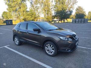 Brūns Nissan Qashqai 2015 Viļņa, ar dzinēja tilpumu 1.60 L un nobraukumu 191 tūkst. km par 9550 €, foto 3 vietnē AUTOMOTO.COM.LV