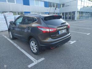 Brūns Nissan Qashqai 2015 Viļņa, ar dzinēja tilpumu 1.60 L un nobraukumu 191 tūkst. km par 9550 €, foto 6 vietnē AUTOMOTO.COM.LV