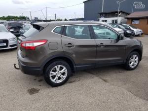 Brown Nissan Qashqai 2015 in Kaunas, with an engine capacity of 1.20 L and mileage of 209 thousand km for 5999 €, photo 6 on AUTOMOTO.COM.LV