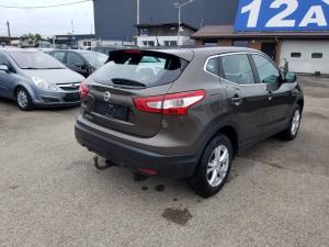 Brown Nissan Qashqai 2015 in Kaunas, with an engine capacity of 1.20 L and mileage of 209 thousand km for 5999 €, photo 7 on AUTOMOTO.COM.LV