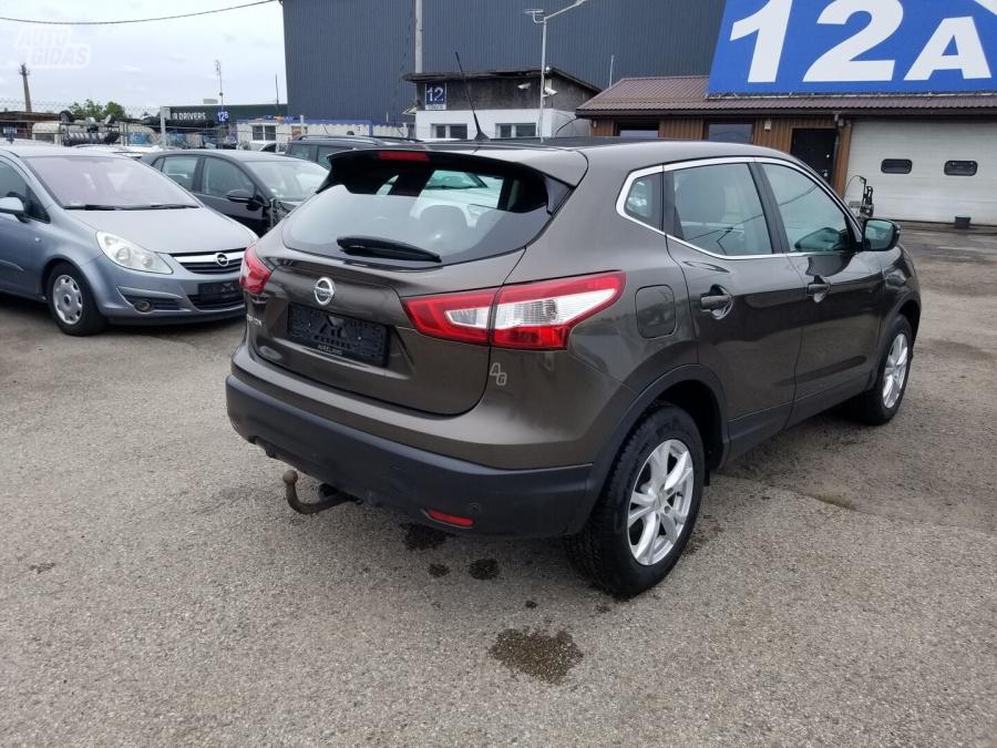 Brown Nissan Qashqai 2015 in Kaunas, with an engine capacity of 1.20 L and mileage of 209 thousand km for 5999 €, photo 7 on AUTOMOTO.COM.LV