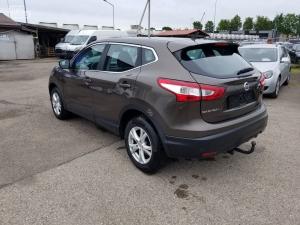 Brown Nissan Qashqai 2015 in Kaunas, with an engine capacity of 1.20 L and mileage of 209 thousand km for 5999 €, photo 9 on AUTOMOTO.COM.LV