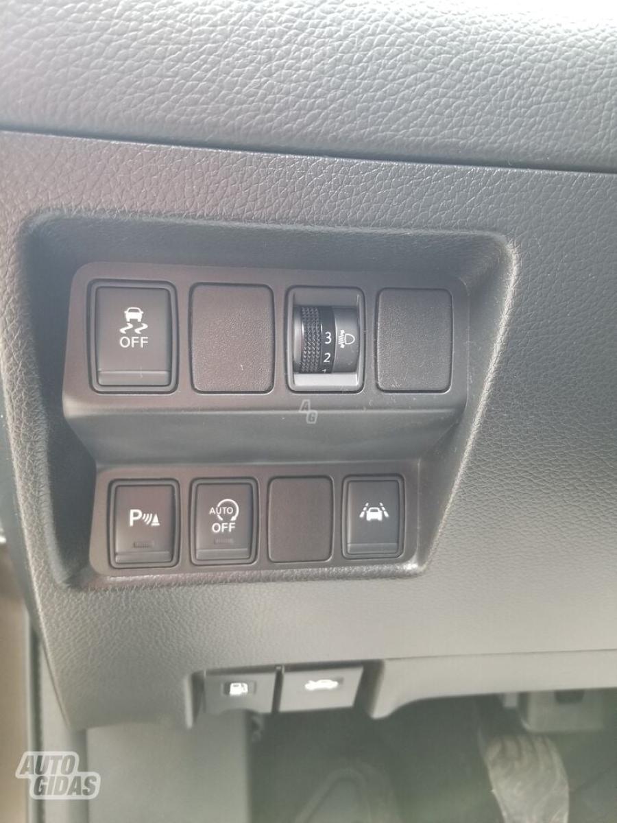 Brown Nissan Qashqai 2015 in Kaunas, with an engine capacity of 1.20 L and mileage of 209 thousand km for 5999 €, photo 19 on AUTOMOTO.COM.LV