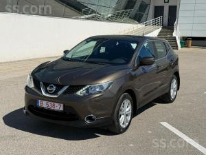 Brown Nissan Qashqai 2015 in Riga, with an engine capacity of 1.50 L and mileage of 209 thousand km for 6700 €, photo  on AUTOMOTO.COM.LV