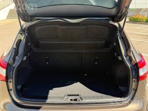 Brown Nissan Qashqai 2015 in Riga, with an engine capacity of 1.50 L and mileage of 209 thousand km for 6700 €, photo 23 on AUTOMOTO.COM.LV