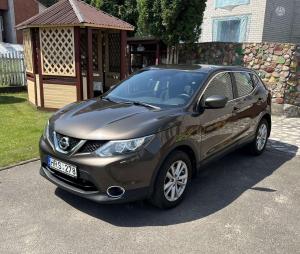 Brūns Nissan Qashqai 2015 Viļņa, ar dzinēja tilpumu 1.46 L un nobraukumu 182 tūkst. km par 8600 €, foto  vietnē AUTOMOTO.COM.LV