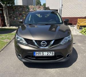 Brūns Nissan Qashqai 2015 Viļņa, ar dzinēja tilpumu 1.46 L un nobraukumu 182 tūkst. km par 8600 €, foto 4 vietnē AUTOMOTO.COM.LV