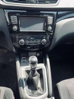Brūns Nissan Qashqai 2015 Viļņa, ar dzinēja tilpumu 1.46 L un nobraukumu 182 tūkst. km par 8600 €, foto 12 vietnē AUTOMOTO.COM.LV