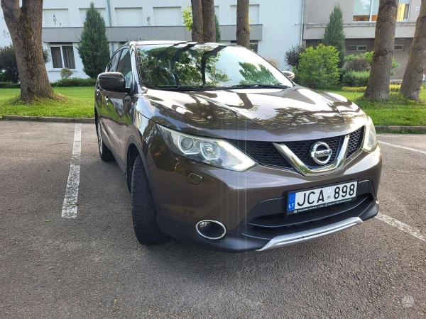 Brūns Nissan Qashqai 2015 Kauņa, ar dzinēja tilpumu 1.46 L un nobraukumu 179 tūkst. km par 7500 €, foto 5 vietnē AUTOMOTO.COM.LV