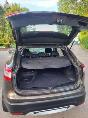 Brown Nissan Qashqai 2015 in Kaunas, with an engine capacity of 1.46 L and mileage of 179 thousand km for 7500 €, photo 11 on AUTOMOTO.COM.LV