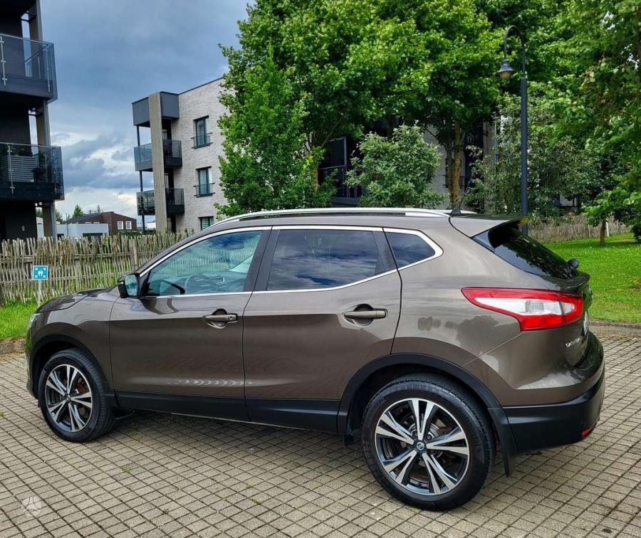 Brūns Nissan Qashqai 2015 Šauļi, ar dzinēja tilpumu 1.20 L un nobraukumu 107 tūkst. km par 7950 €, foto 6 vietnē AUTOMOTO.COM.LV