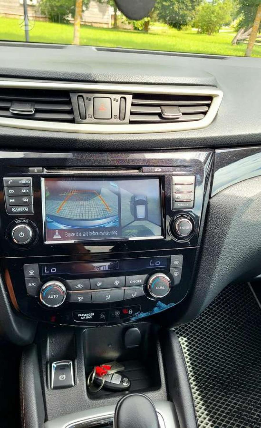 Brūns Nissan Qashqai 2015 Šauļi, ar dzinēja tilpumu 1.20 L un nobraukumu 107 tūkst. km par 7950 €, foto 32 vietnē AUTOMOTO.COM.LV
