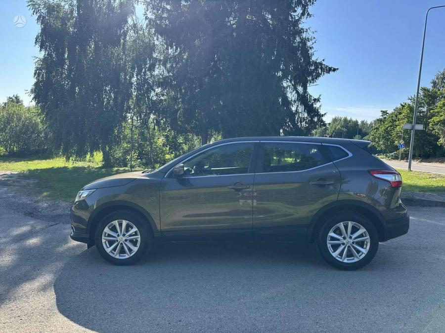 Brūns Nissan Qashqai 2015 Alīta, ar dzinēja tilpumu 1.20 L un nobraukumu 220 tūkst. km par 7500 €, foto 4 vietnē AUTOMOTO.COM.LV