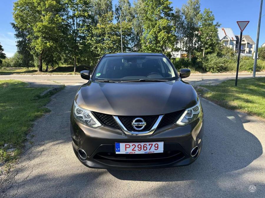 Brūns Nissan Qashqai 2015 Alīta, ar dzinēja tilpumu 1.20 L un nobraukumu 220 tūkst. km par 7500 €, foto 8 vietnē AUTOMOTO.COM.LV