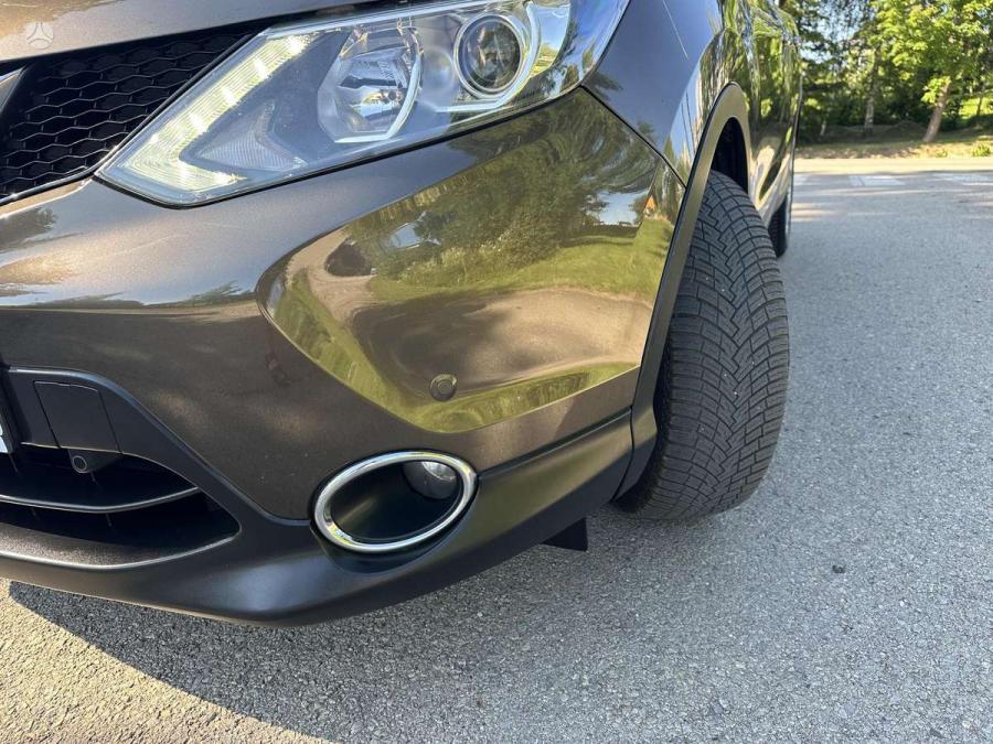 Brūns Nissan Qashqai 2015 Alīta, ar dzinēja tilpumu 1.20 L un nobraukumu 220 tūkst. km par 7500 €, foto 10 vietnē AUTOMOTO.COM.LV