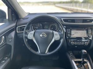Brown Nissan Qashqai 2015 in Vilnius, with an engine capacity of 1.60 L and mileage of 153 thousand km for 8999 €, photo 14 on AUTOMOTO.COM.LV