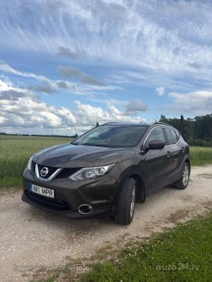 Brown Nissan Qashqai 2015 in Tartu, with an engine capacity of 1.60 L and mileage of 99 thousand km for 12490 €, photo  on AUTOMOTO.COM.LV