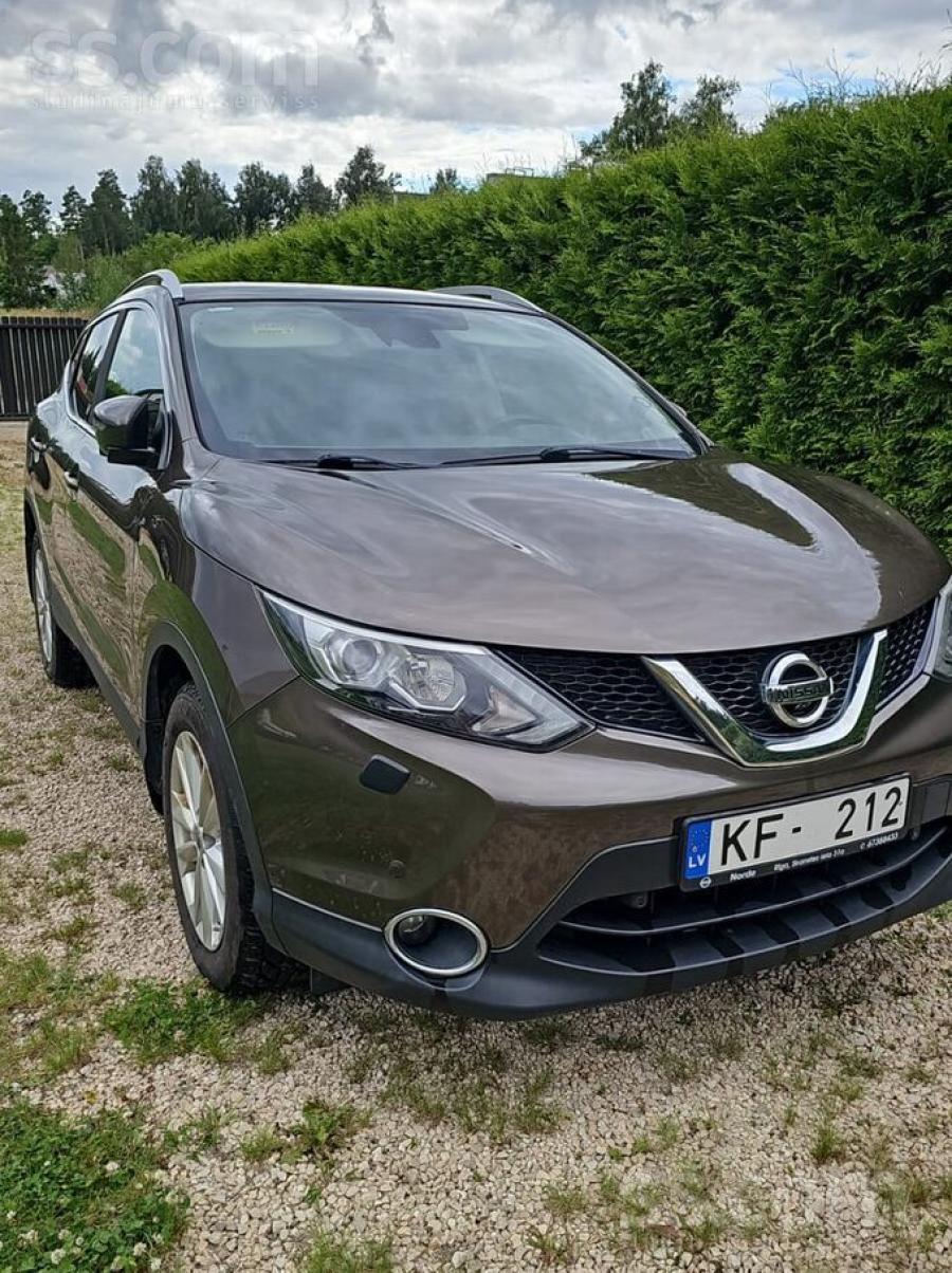 Brown Nissan Qashqai 2015 in Riga, with an engine capacity of 1.50 L and mileage of 113 thousand km for 9250 €, photo 3 on AUTOMOTO.COM.LV