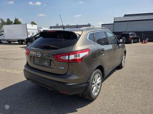 Brown Nissan Qashqai 2015 in Marijampole, with an engine capacity of 1.46 L and mileage of 149 thousand km for 8400 €, photo 11 on AUTOMOTO.COM.LV