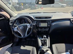 Brown Nissan Qashqai 2015 in Marijampole, with an engine capacity of 1.46 L and mileage of 149 thousand km for 8400 €, photo 18 on AUTOMOTO.COM.LV