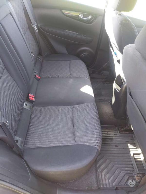 Brown Nissan Qashqai 2015 in Vilnius, with an engine capacity of 1.60 L and mileage of 273 thousand km for 7500 €, photo 5 on AUTOMOTO.COM.LV