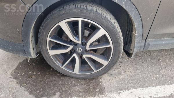 Nissan Qashqai 2015 Rīga vietnē Brūns Nissan Qashqai 2015 Rīga, ar dzinēja tilpumu 1.20 L un nobraukumu 143 tūkst. km par 8800 €, foto 3 vietnē AUTOMOTO.COM.LV