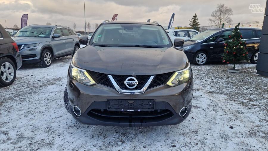 Brūns Nissan Qashqai 2016 Marijampole, ar dzinēja tilpumu 1.60 L un nobraukumu 195 tūkst. km par 9900 €, foto 3 vietnē AUTOMOTO.COM.LV