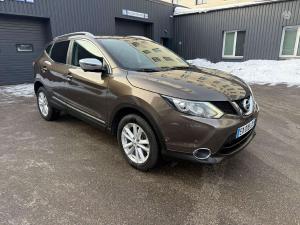 Brown Nissan Qashqai 2016 in Vilnius, with an engine capacity of 1.20 L and mileage of 135 thousand km for 7900 €, photo  on AUTOMOTO.COM.LV