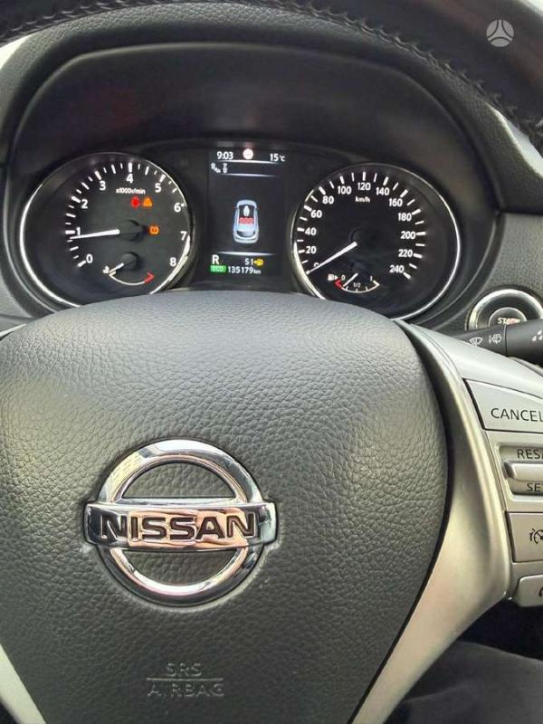 Brown Nissan Qashqai 2016 in Vilnius, with an engine capacity of 1.20 L and mileage of 135 thousand km for 7900 €, photo 9 on AUTOMOTO.COM.LV
