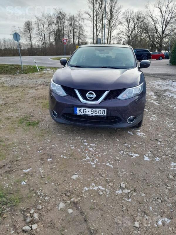 Brown Nissan Qashqai 2016 in Jelgava, with an engine capacity of 1.60 L and mileage of 213 thousand km for 6000 €, photo 1 on AUTOMOTO.COM.LV