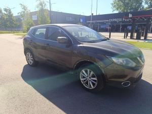 Brūns Nissan Qashqai 2016 Panevēža, ar dzinēja tilpumu 1.60 L un nobraukumu 231 tūkst. km par 3500 €, foto 11 vietnē AUTOMOTO.COM.LV