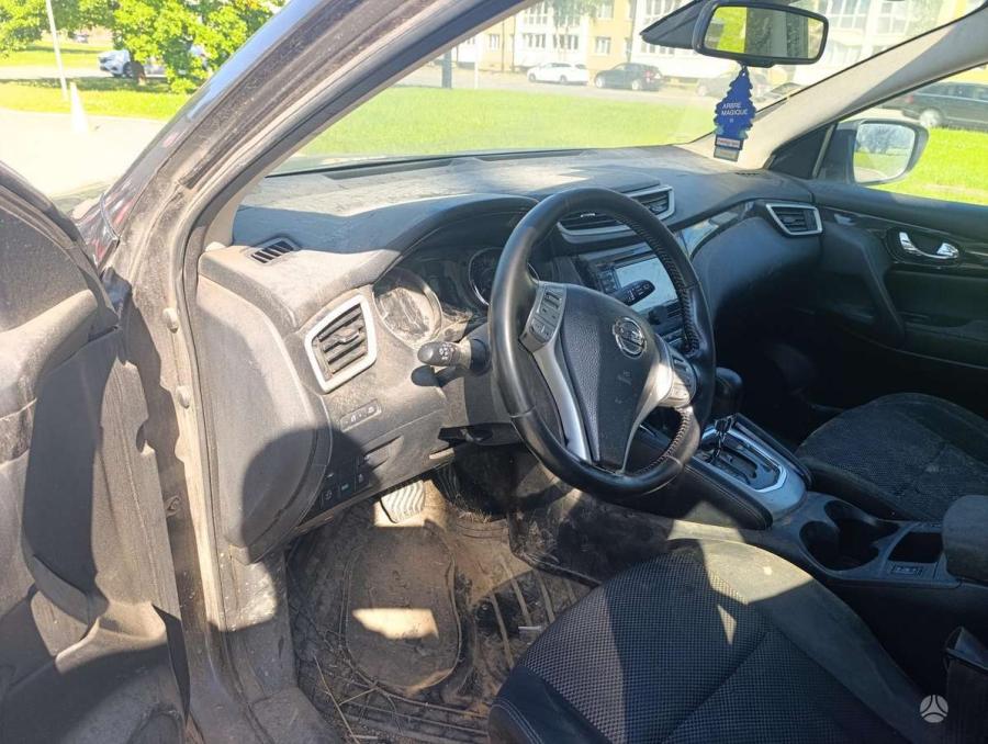 Brūns Nissan Qashqai 2016 Panevēža, ar dzinēja tilpumu 1.60 L un nobraukumu 231 tūkst. km par 3500 €, foto 15 vietnē AUTOMOTO.COM.LV