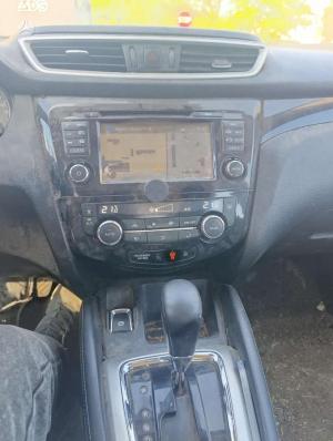 Brūns Nissan Qashqai 2016 Panevēža, ar dzinēja tilpumu 1.60 L un nobraukumu 231 tūkst. km par 3500 €, foto 17 vietnē AUTOMOTO.COM.LV