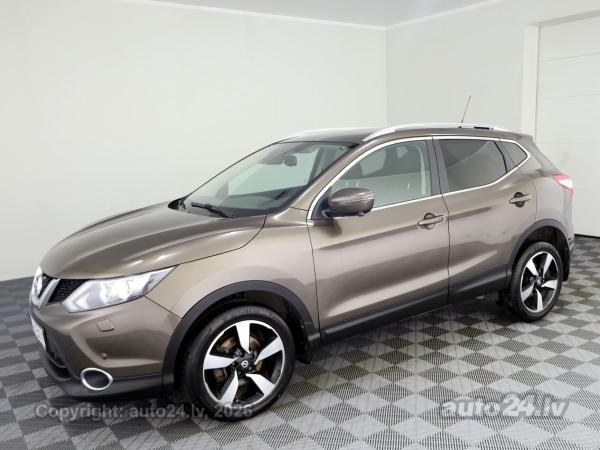 Brūns Nissan Qashqai 2016 Tallina, ar dzinēja tilpumu 1.20 L un nobraukumu 119 tūkst. km par 3999 €, foto 2 vietnē AUTOMOTO.COM.LV