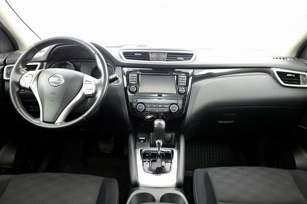 Brown Nissan Qashqai 2016 in Tallinn, with an engine capacity of 1.20 L and mileage of 119 thousand km for 3999 €, photo 5 on AUTOMOTO.COM.LV