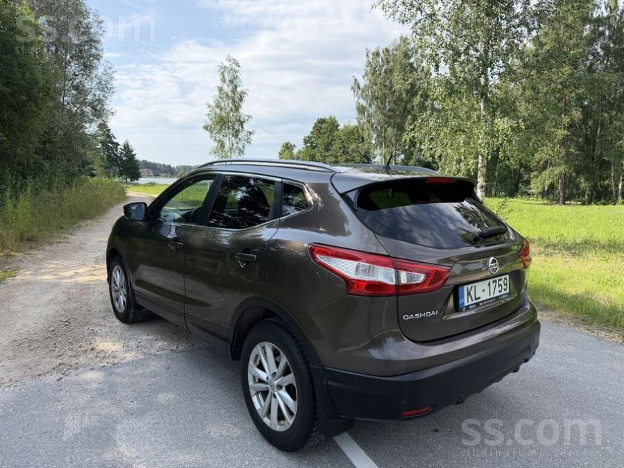 Brūns Nissan Qashqai 2016 Rīga, ar dzinēja tilpumu 1.60 L un nobraukumu 118 tūkst. km par 8700 €, foto 4 vietnē AUTOMOTO.COM.LV