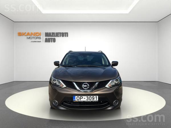 Коричневый Ниссан Кашкай 2016 в Рига, объемом двигателя 1.20 л и пробегом 119 тыс. км за 10990 €, фото 2 на AUTOMOTO.COM.LV