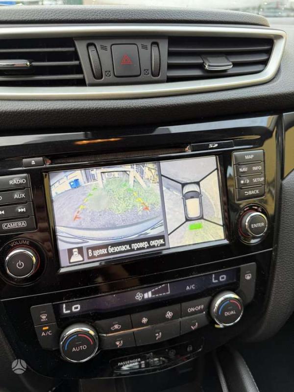 Brown Nissan Qashqai 2016 in Vilnius, with an engine capacity of 1.20 L and mileage of 125 thousand km for 8450 €, photo 9 on AUTOMOTO.COM.LV