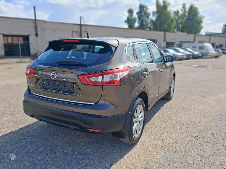 Brūns Nissan Qashqai 2016 Pakruojis, ar dzinēja tilpumu 1.20 L un nobraukumu 120 tūkst. km par 4650 €, foto 9 vietnē AUTOMOTO.COM.LV
